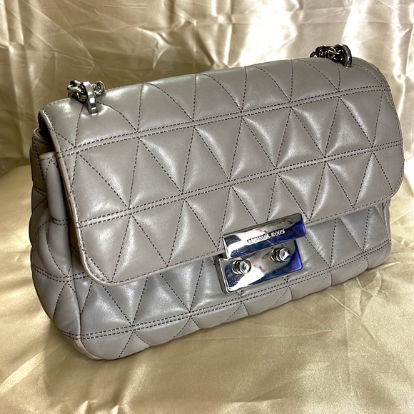 Michael Kors | Bags | Michael Kors Grey Quilted Puffer Purse | Poshmark